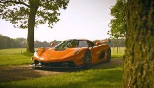 Hypercar Koenigsegg Jesko dari Swedia Siap Pecahkan Rekor Dunia - Jejak Ban